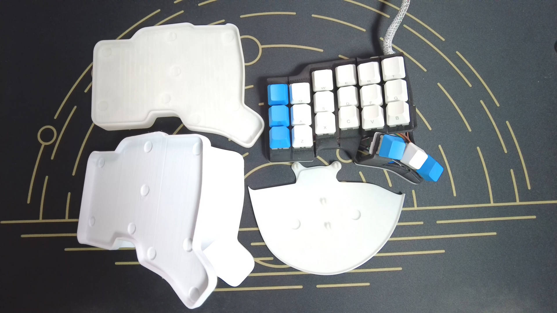 3D printed Palmrest & Tenting plate for TBK mini